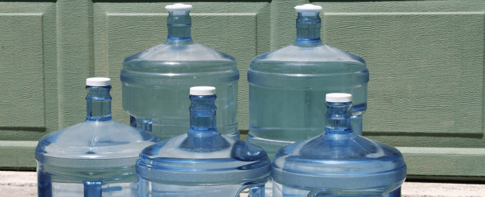 How Long Can You Store Water in 5 Gallon Jugs?[Safely]